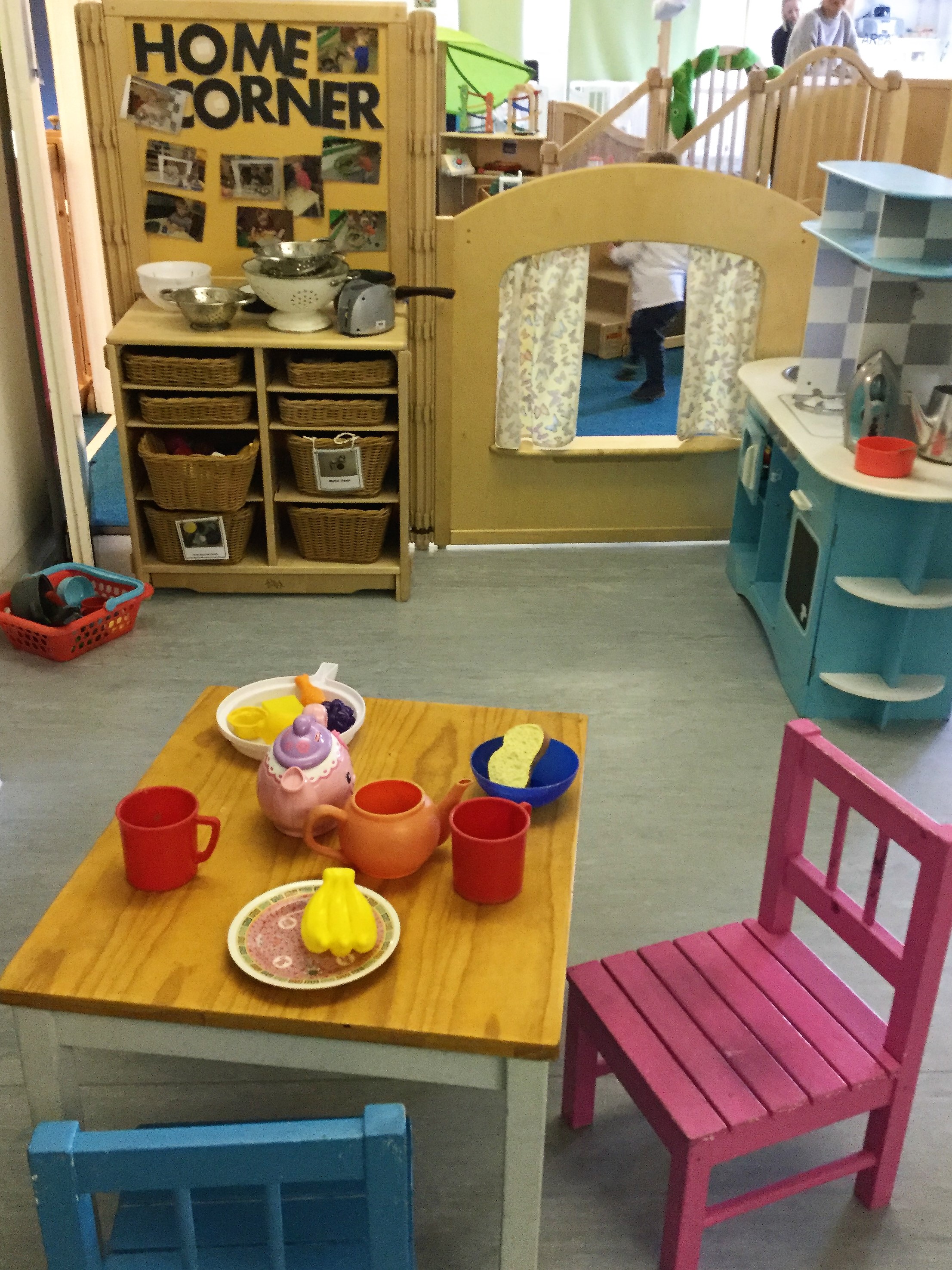 Daisy Room (Babies 0-2 years) - Kamelia Kids